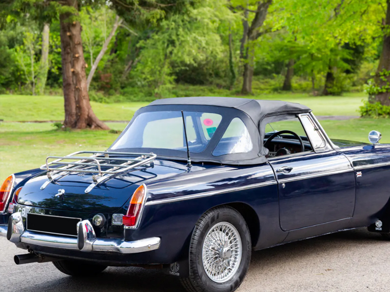 MG MG-B & MG-C soft top, produced in Haartz Colonial Vinyl and comes ...