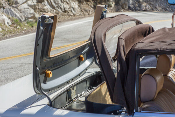 4 Signs It's Time For A Convertible Top Replacement - Prestige Soft Tops